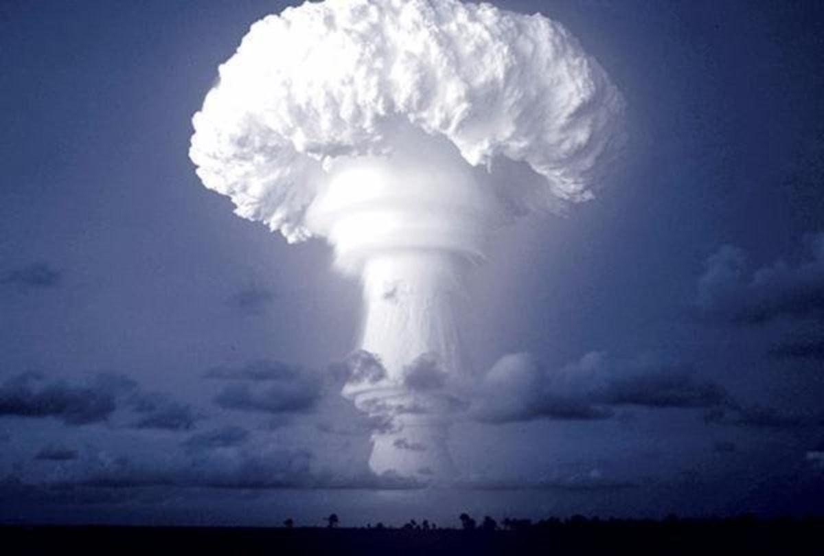 Tsar Bomb - A Bomba Mais Potente Da História - Cartas Abertas